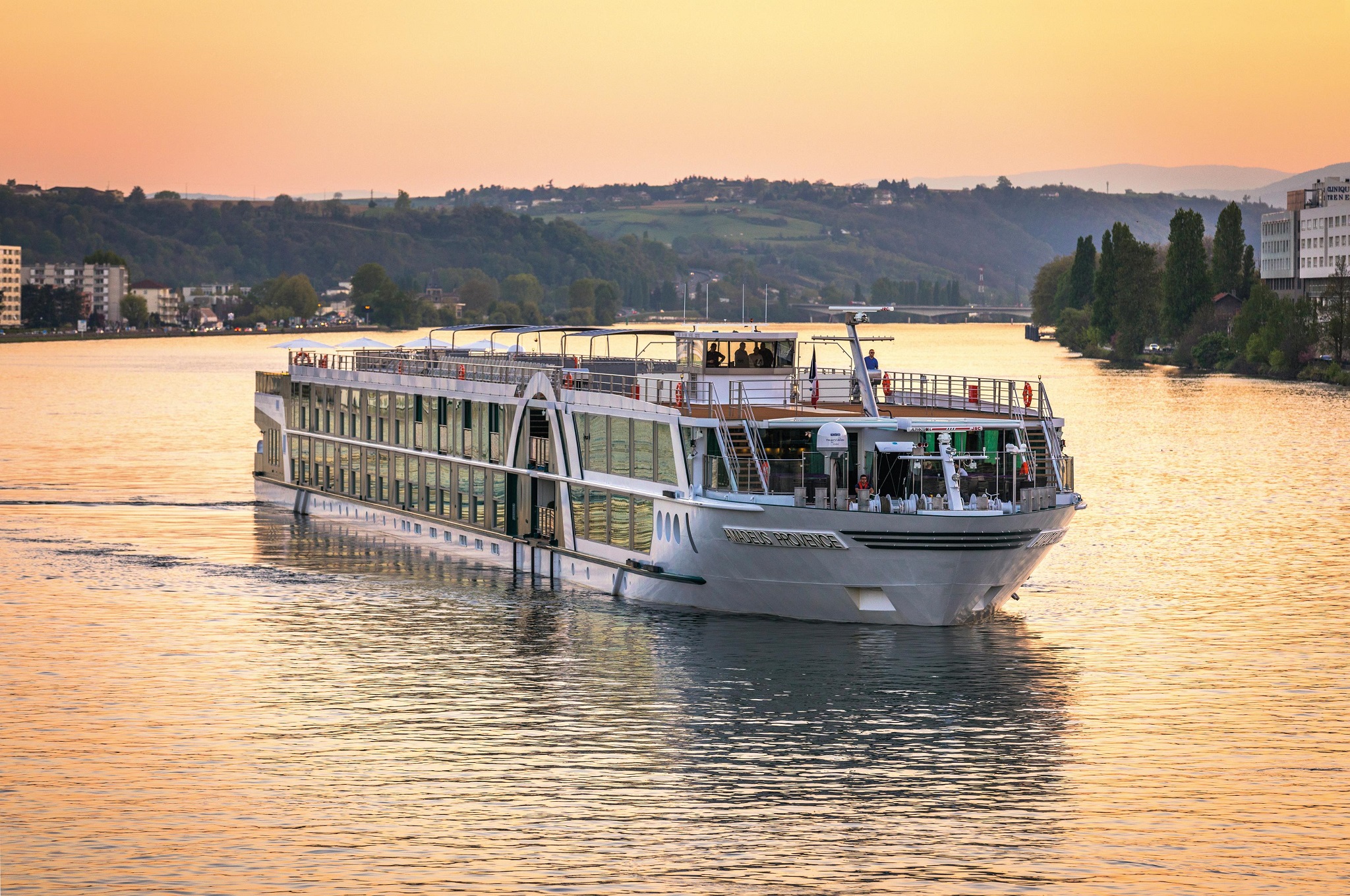 MS Amadeus Diamond - Besondere Flusskreuzfahrten 2020/2021 beim ...